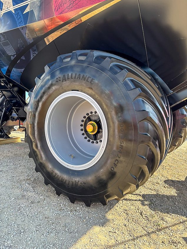 Alliance Tire IF1400/45R32 CFO Agriflex 372 Tire