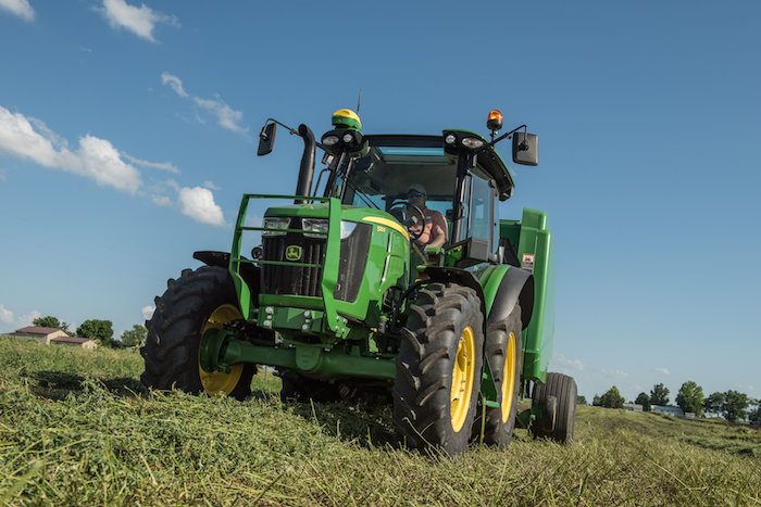 John Deere 5R Series Utility Tractors